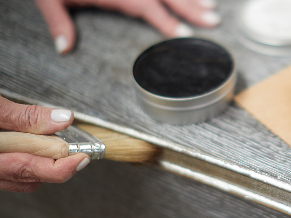 Dark Wax – Amy Howard At Home